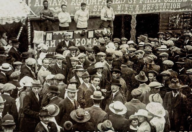 BOXING BOOTHS | Boxing News September 18 2025