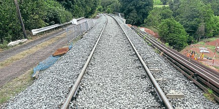 Flying Scotsman reopens Severn Valley Railway after landslip repairs ...