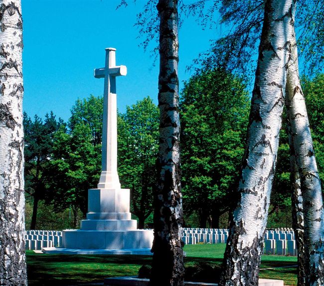 WHAT TO DO WITH THE DEAD? | History Extra Magazine April 2025