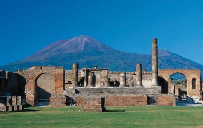 What lies beneath | History Extra Magazine August 2025