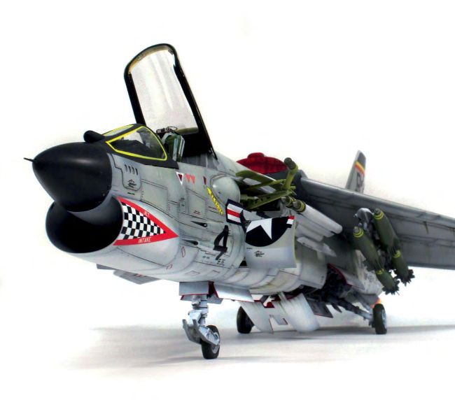 CRUSADER IN THE CORPS | Model Airplane International 227