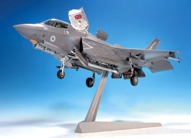 TAMIYA'S LIGHTNING II: A SPARK OF GENIUS | Model Airplane International 229