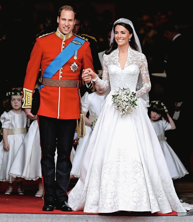 CELEBRATING THEIR 13 TH WEDDING ANNIVERSARY THE PRINCE AND PRINCESS OF ...