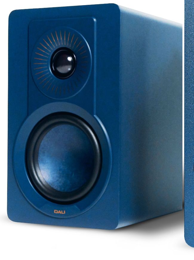 Dali Kupid vs Wharfedale Diamond 12.1: which five-star bookshelf ...