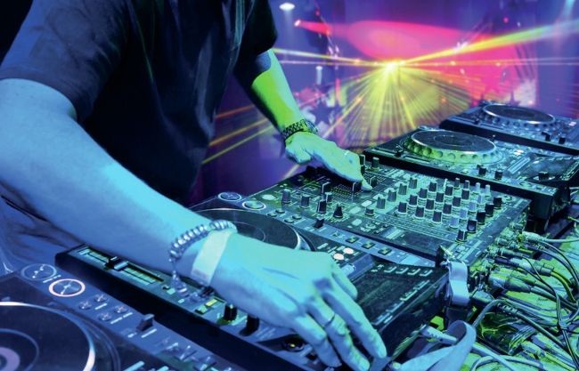 AN INTERVIEW WITH KAI KUIAMA | Transliving Magazine Transliving 73