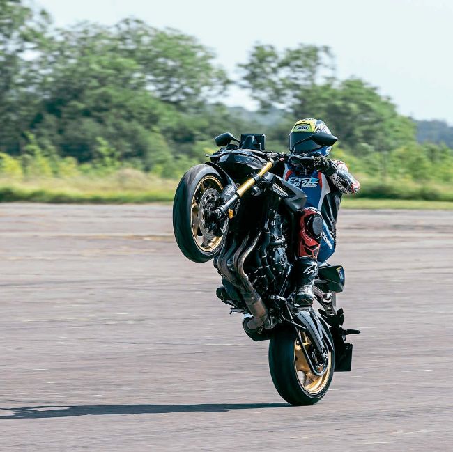 ALPINESTARS TECH-AIR® 10 | Fast Bikes March 2026