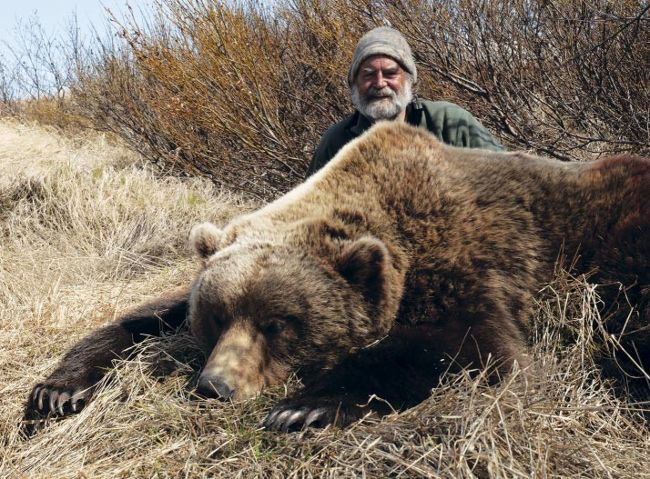 More Bad Bears | Traditional Bowhunter Magazine Feb/Mar 2025