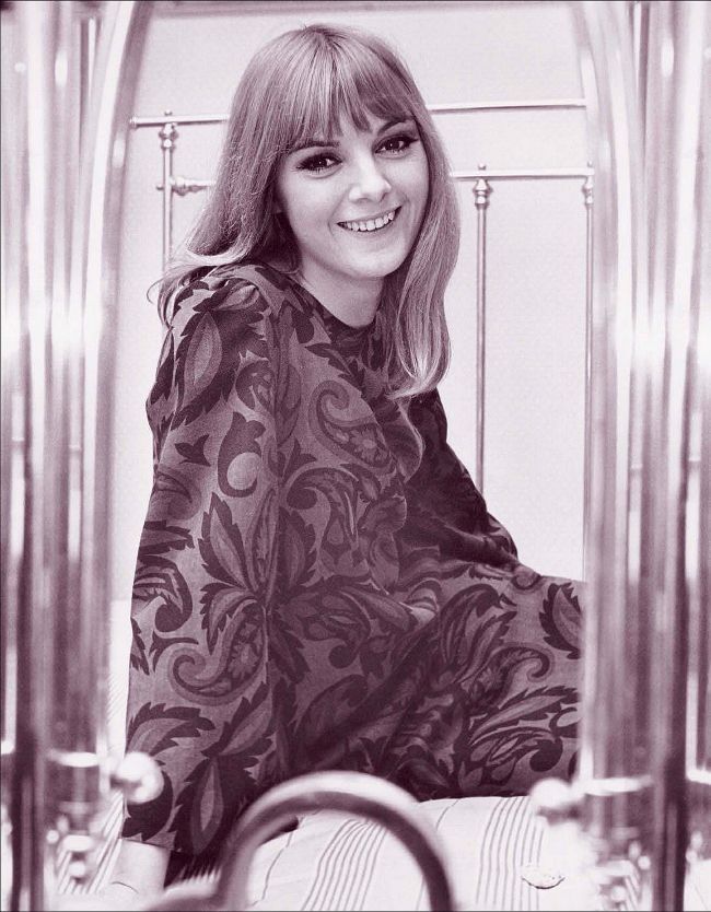 The Duchess of Chelsea | Doctor Who Magazine DWM Special 52: Costume Design