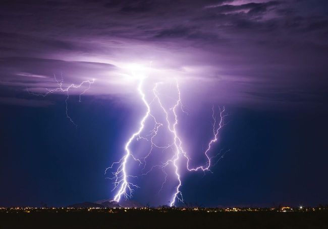 515-mile-long lightning bolt spanning five states is the longest on ...