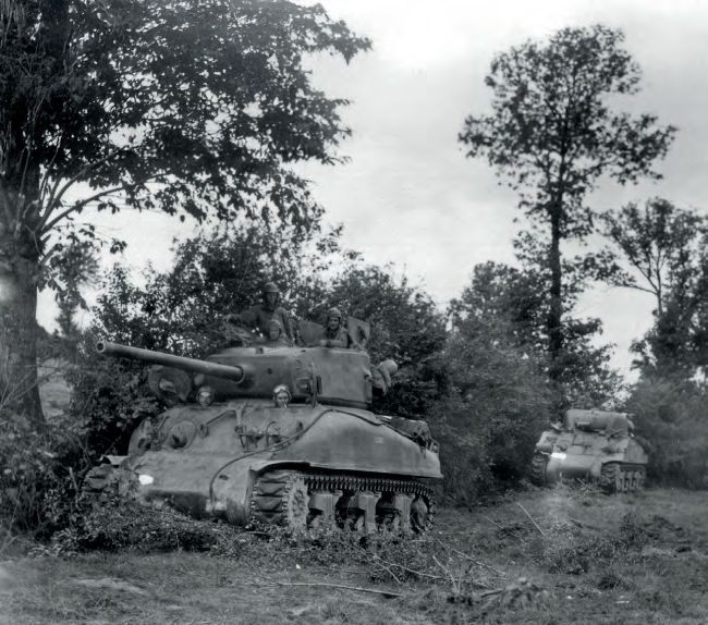 The 76mm Gun Sherman | Military Modelcraft International May 2025