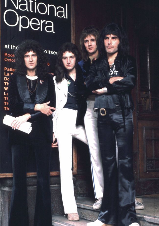 CAUGHT IN A LANDSLIDE | Classic Pop Presents Queen: Bohemian Rhapsody ...