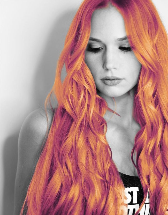 EXPLORING GRADIENTS PART 2: PORTRAITS | Mobiography April 2024