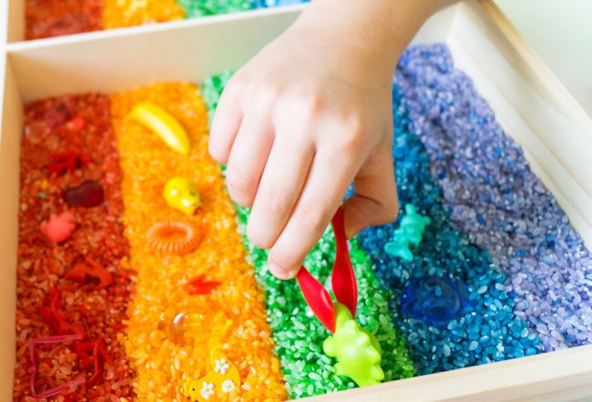 10 Sensory Table Ideas For Autistic Children | Autism Parenting Issue 157