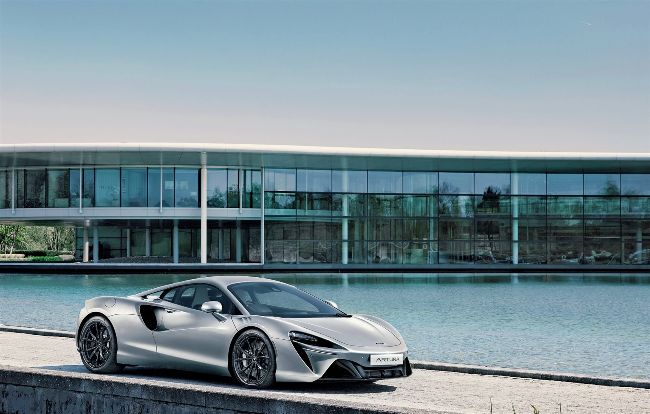 McLAREN-FORSEVEN MERGER: YOUR QUESTIONS ANSWERED | Autocar 9-Apr-2025