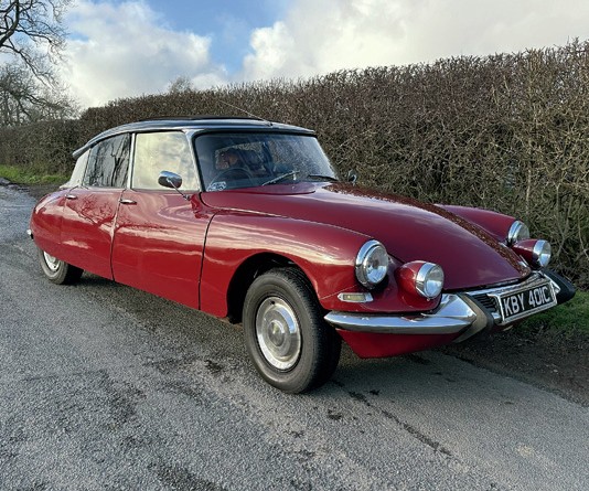 Head to head | Autocar 12-Nov-2025